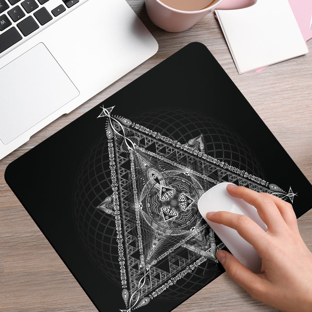 Triad | Mouse Pad | Hakan Hisim – ACIDMATH STORE